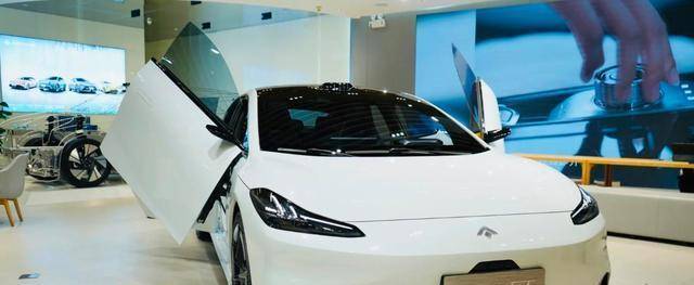 七翼大部分靠选装，广汽昊铂HyperGT开启预售21.99万元起_搜狐汽车_搜狐网