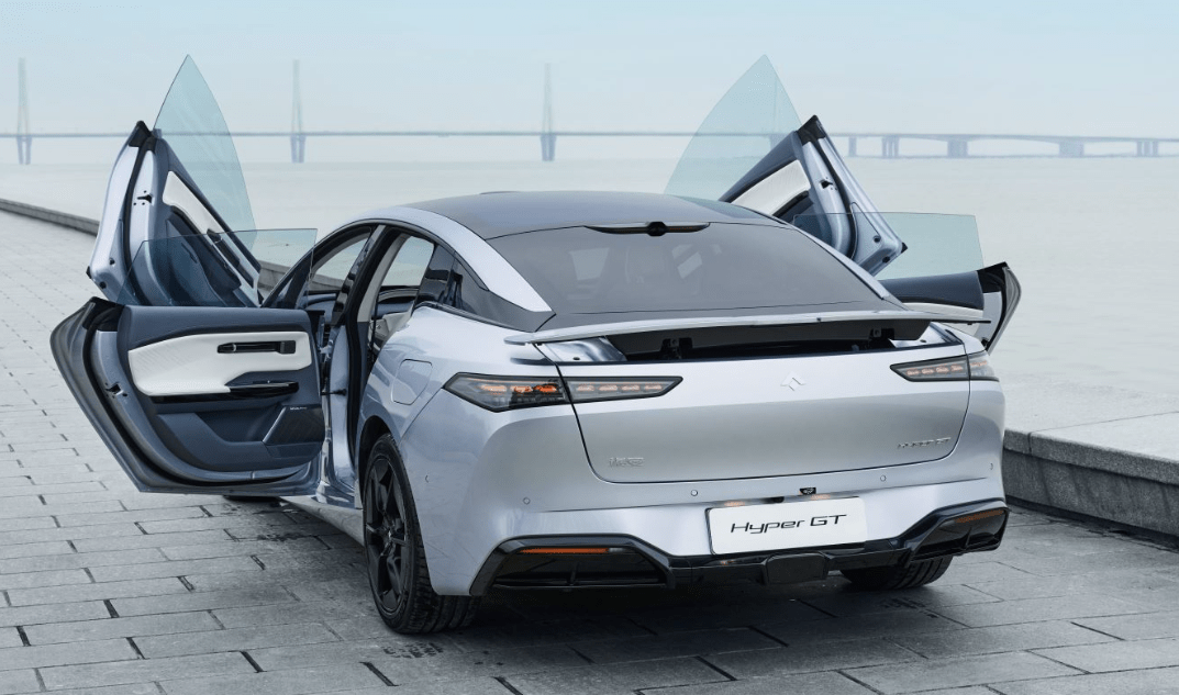 21.99万起，Hyper GT正式开启预售！其性能出众，零百加速仅4.9秒_搜狐汽车_搜狐网