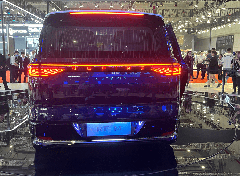 上海车展江淮瑞风发布首款基于MPV专属MUSE架构国潮风概念车RF-M_搜狐汽车_搜狐网