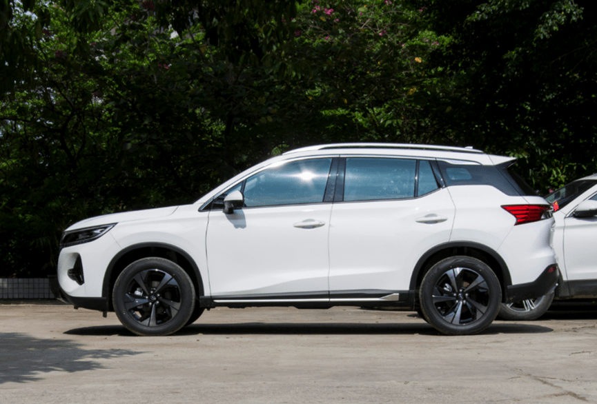 预算10万买一台SUV，五菱星辰、欧尚X5、传祺GS4到底又该选谁呢？_搜狐汽车_搜狐网