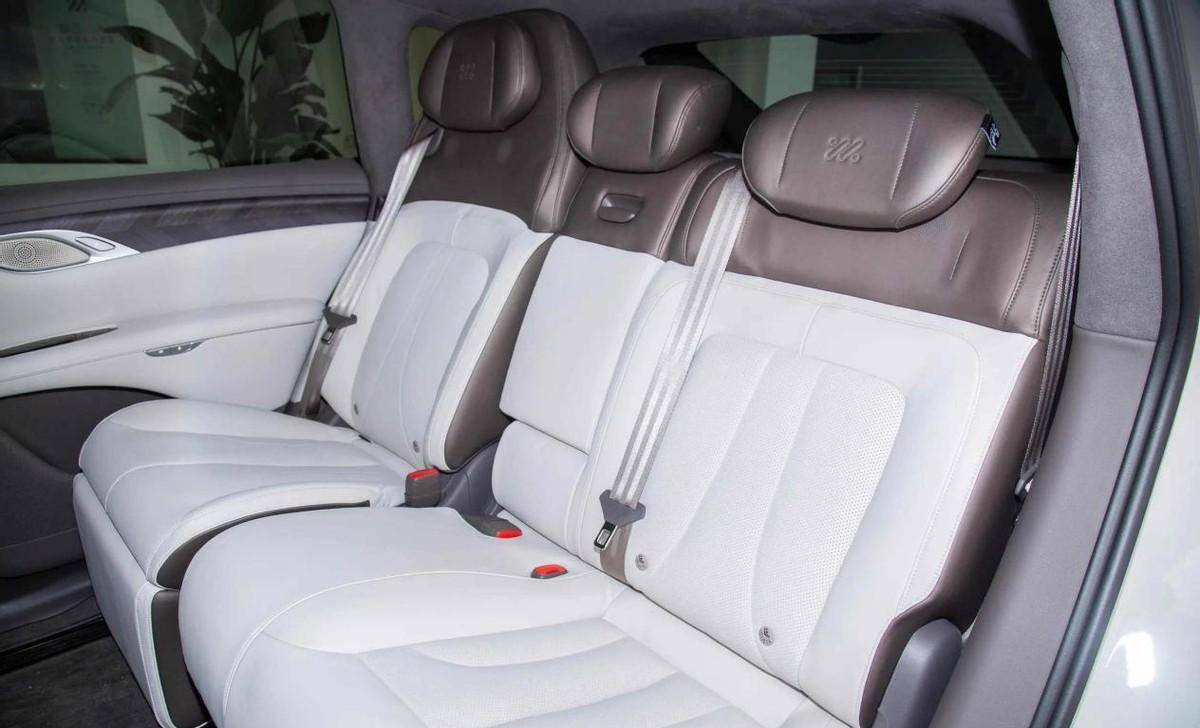 40万以内选中大型豪华SUV，理想L8和智己LS7，怎么选？_搜狐汽车_搜狐网