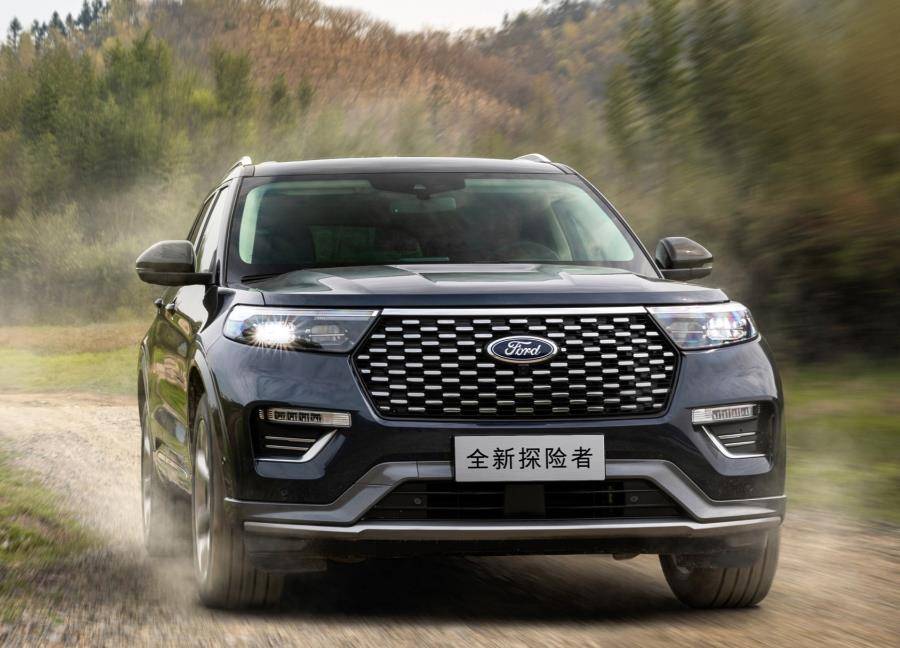 美系“越野强将”，比大众途昂阔气，爆276马力＋10AT，车长超5米_搜狐汽车_搜狐网