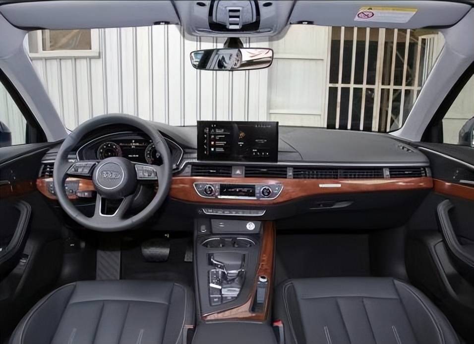 年轻人购车奥迪A4L VS林肯Z，全面对比，看完不再纠结_搜狐汽车_搜狐网