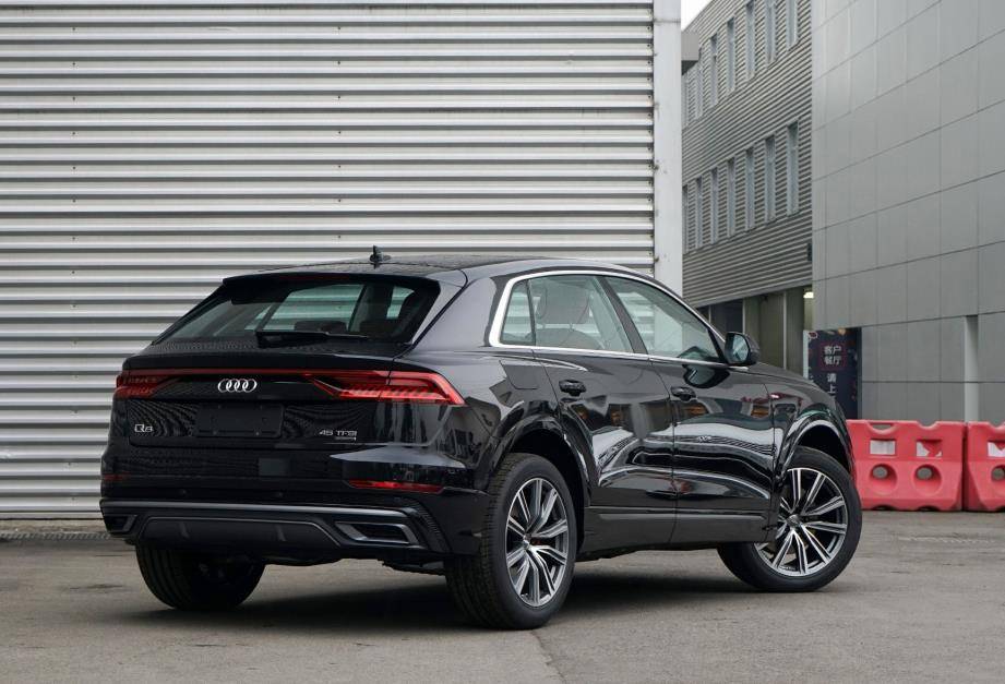 奥迪亮出“王炸”！爆340马力＋8AT，6.2秒破百，比宝马X6更拉风_搜狐汽车_搜狐网