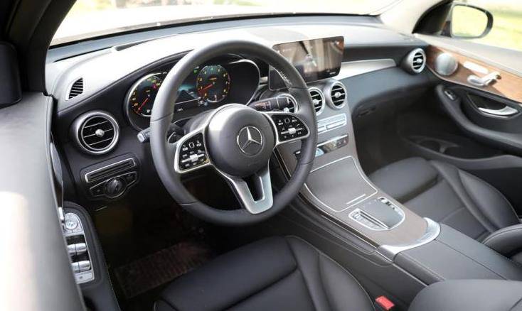 32万提了辆奥迪Q5L，2个月后再开奔驰GLC，车主：想说句心里话_搜狐汽车_搜狐网