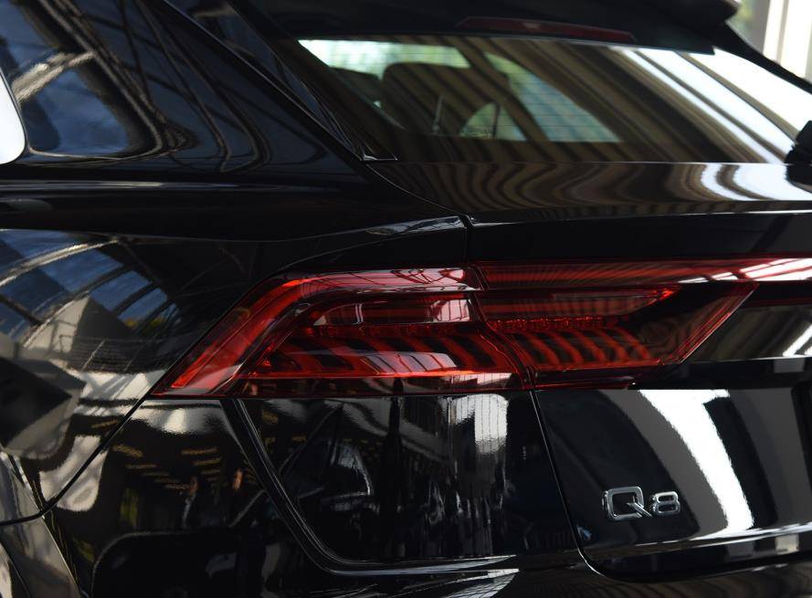 奥迪亮出“王炸”！爆340马力＋8AT，6.2秒破百，比宝马X6更拉风_搜狐汽车_搜狐网