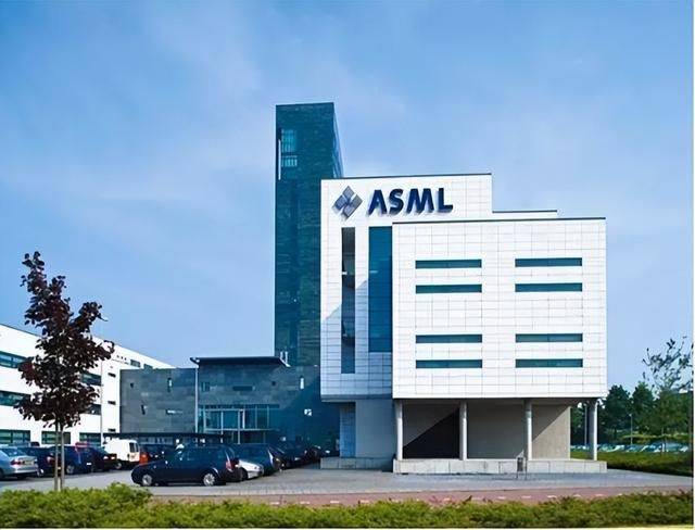 荷兰“态度”正式确认！ASML迅速发表声明，中芯国际也正式回应了 -6parkbbs.com