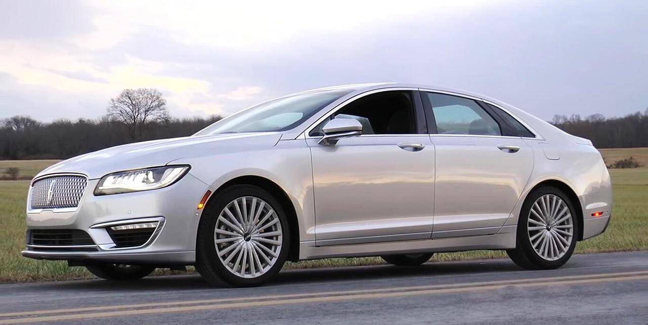 又一豪车认栽！一箱油跑870公里仅23万，比奥迪A4L高档！_搜狐汽车_搜狐网