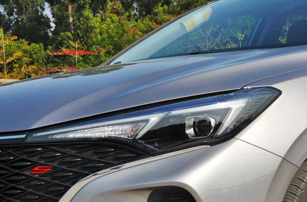 国产新代“家轿王”，蓝鲸1.4T＋湿式7DCT，销量直追朗逸，7.3万_搜狐汽车_搜狐网