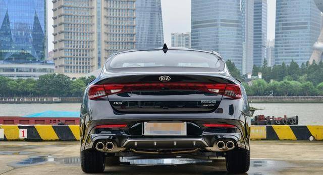 中型车又一“黑马”，车长4980mm，一脚油门240马力，超高颜值_搜狐汽车_搜狐网