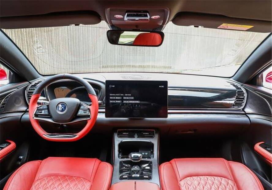 比亚迪大获成功！新车比奥迪A7漂亮，破百3.9s，20天订单破1.5万_搜狐汽车_搜狐网