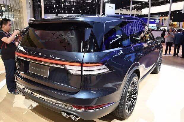 又一全新中大型豪华SUV国产，3.0T＋10AT，不输BBA_搜狐汽车_搜狐网