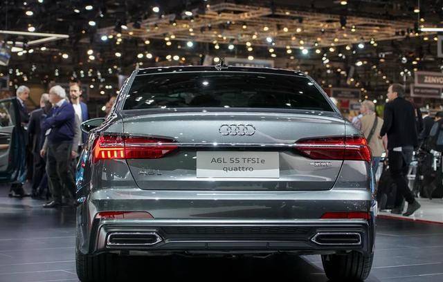 全新奥迪A6L对奔驰E300L哪个档次高？内行人：对比后立见高下！_搜狐汽车_搜狐网