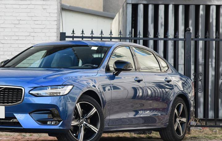 新款沃尔沃S90上市，2.0T爆254马力，比宝马5有气质，国六标准_搜狐汽车_搜狐网