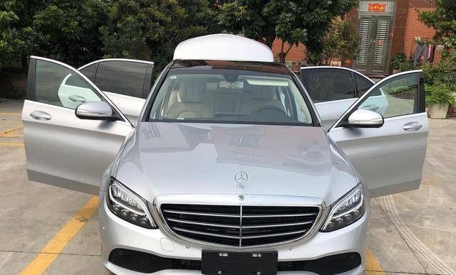 34.3万提了宝马3系，再换到奔驰C260L上，车主：差距一目了然！_搜狐汽车_搜狐网