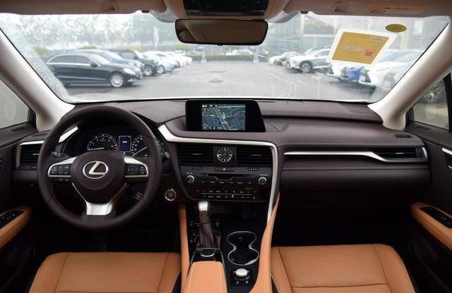 雷克萨斯RX和凯迪拉克XT6差距有多大？内行人：一对比就知道！_搜狐汽车_搜狐网