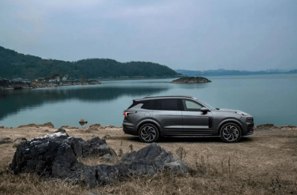 XC90半价开回家 09MHEV太香啦！_搜狐汽车_搜狐网