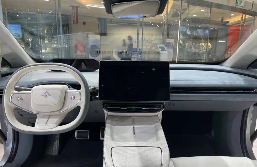 旋翼门＋电动尾翼，零百4S级，埃安全新“平民超跑”Hyper GT到店_搜狐汽车_搜狐网