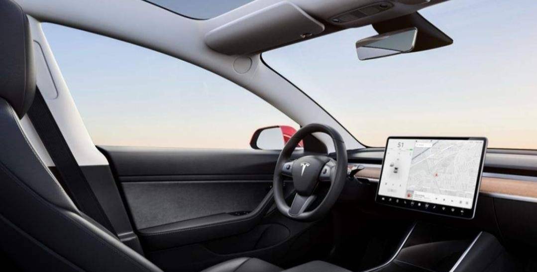 特斯拉Model3和小鹏P7谁更值得买？老司机：对比后高低立现_搜狐汽车_搜狐网