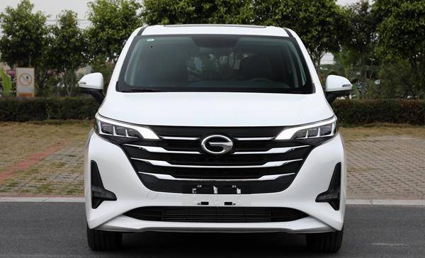 广汽传祺GM6超深度车评：等比例缩小GM8？没那么简单！_搜狐汽车_搜狐网