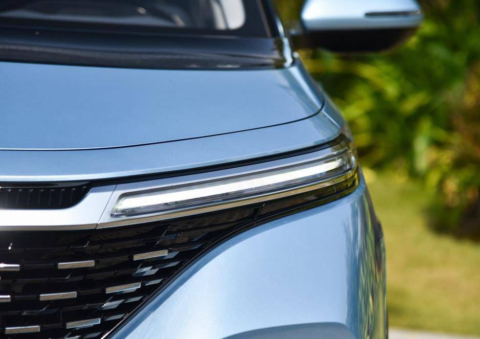 最适合工薪阶级的MPV，油耗6.7L，实力不输嘉际，7.88万_搜狐汽车_搜狐网