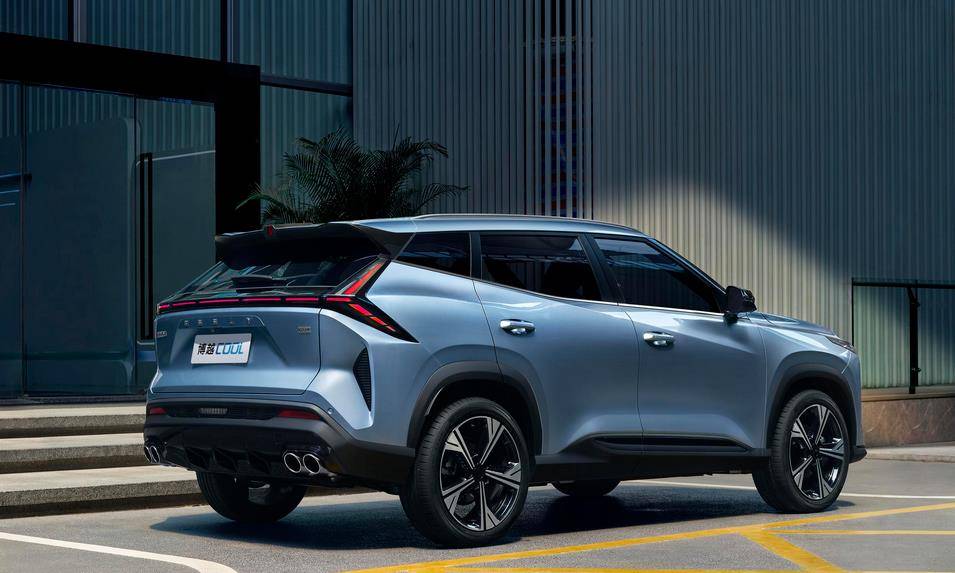 3月购车不到10万就有骁龙8155？入门7.9s破百，这款SUV够卷吗？_搜狐汽车_搜狐网