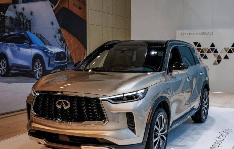 新“英菲尼迪QX60”进店，内饰迎来华丽转身，换9AT变速箱！_搜狐汽车_搜狐网