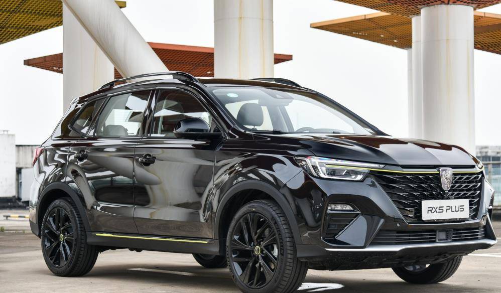 没白等，上汽荣威RX5PLUS上市，比奥迪Q3拉风，9.98万_搜狐汽车_搜狐网