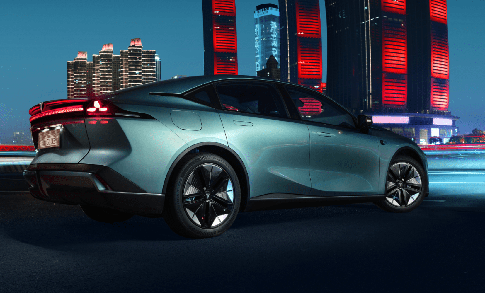 4月交付7756台，深蓝SL03荣获2023红点奖！续航705km，有啥优势？_搜狐汽车_搜狐网