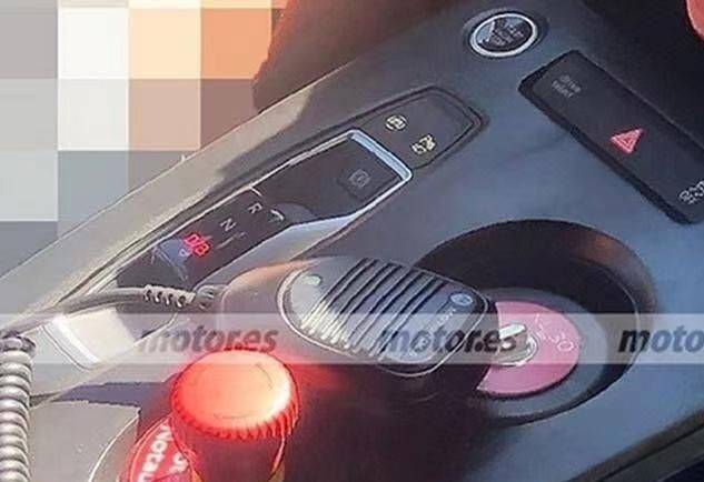 奥迪“全新一代”A4曝光，或将首推1.5T车型，有望下半年首发亮相_搜狐汽车_搜狐网