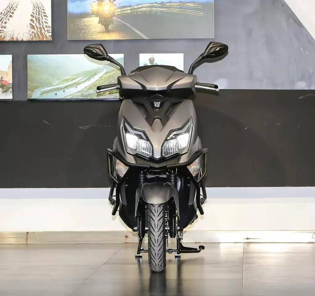 铃木UY125 PK 豪爵AFR125_搜狐汽车_搜狐网