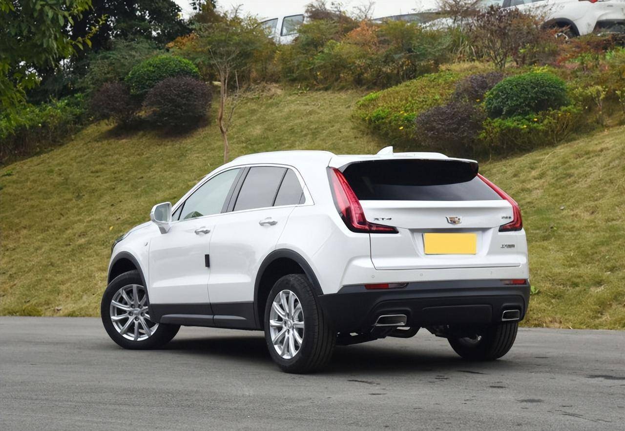 有颜有料的美系车，配2.0T四驱，外观沉稳大气，解读凯迪拉克XT4_搜狐汽车_搜狐网