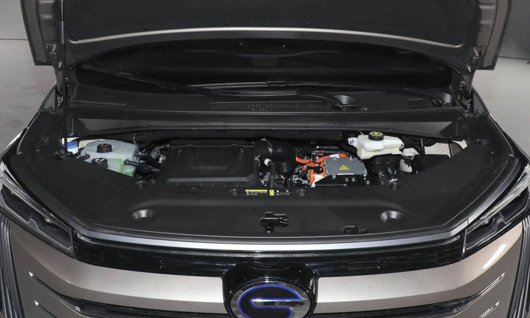 同级唯一2.0T，综合续航超1000km，传祺E9要和腾势D9掰一掰手腕_搜狐汽车_搜狐网