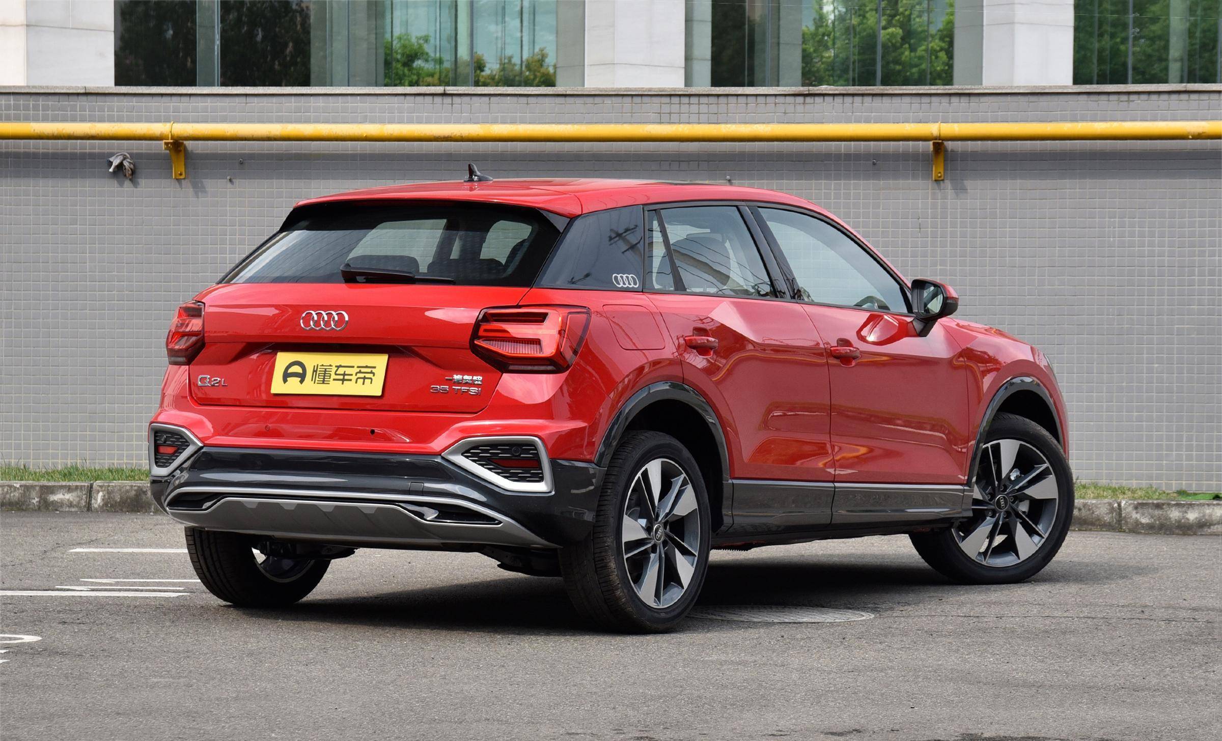 奥迪Q2L打响价格战，优惠近7万，综合油耗6L，这次够诚意吗？_搜狐汽车_搜狐网