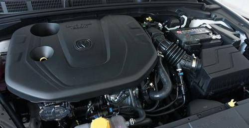 长安全新蓝鲸版逸动店内实拍，新脸更运动，配1.4T＋7DCT_搜狐汽车_搜狐网