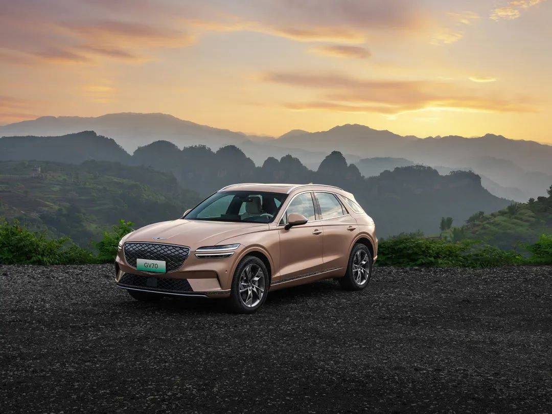 试驾：纯电还是燃油，捷尼赛思GV70全都要_搜狐汽车_搜狐网