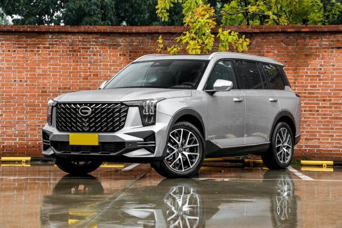 售18.68万起，全系标配2.0T+8AT，车长近5米，带你了解传祺GS8_搜狐汽车_搜狐网