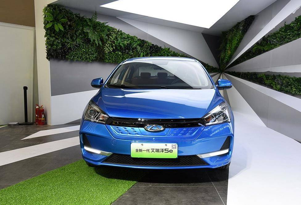 国产奇瑞又成功了，比瑞虎3xe气派，轴距近2米7＋前独悬，15.98万_搜狐汽车_搜狐网