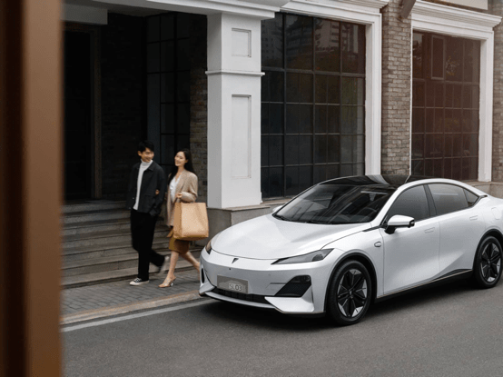 深蓝SL03对比秦PLUS DM-i，谁更超值？_搜狐汽车_搜狐网