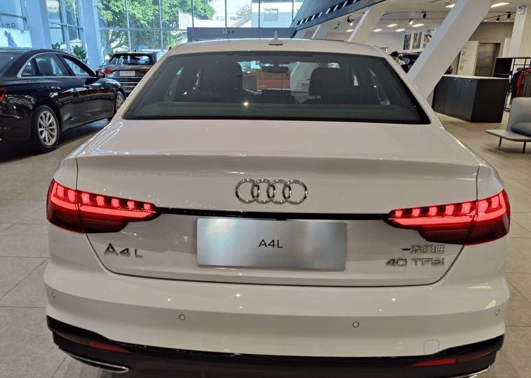 奥迪A4L：豪华与操控的完美结合_搜狐汽车_搜狐网