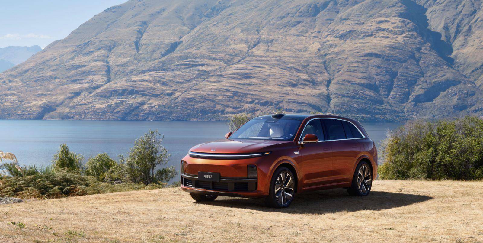 零跑将推6座SUV B11竞争理想L7，用6座打5座，价格降一半，有好戏_搜狐汽车_搜狐网