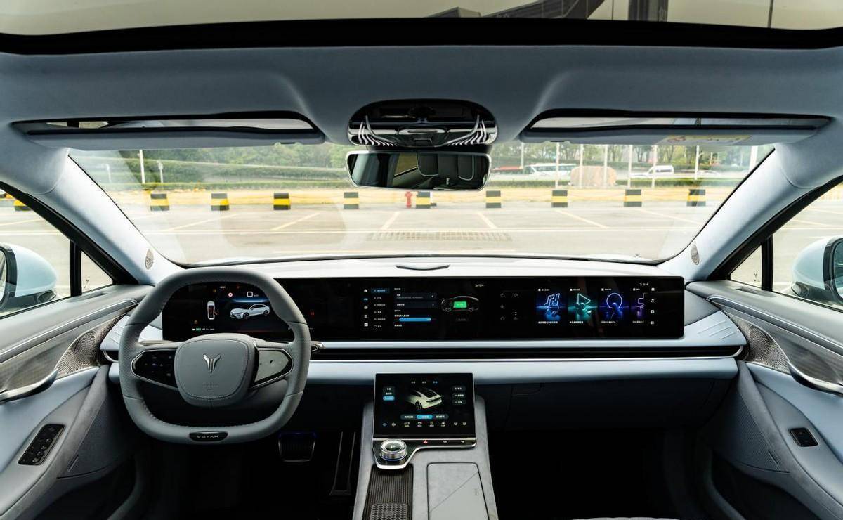 BBA车主增购，岚图追光为何比蔚来ET5更懂他们？_搜狐汽车_搜狐网