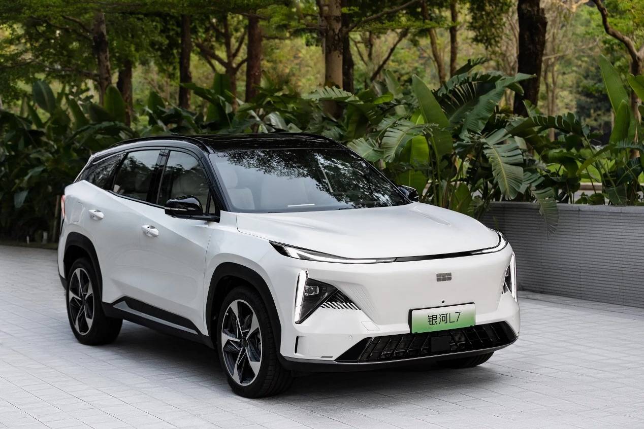 银河L7 VS 宋PLUS DM-i : 谁更胜一筹？_搜狐汽车_搜狐网