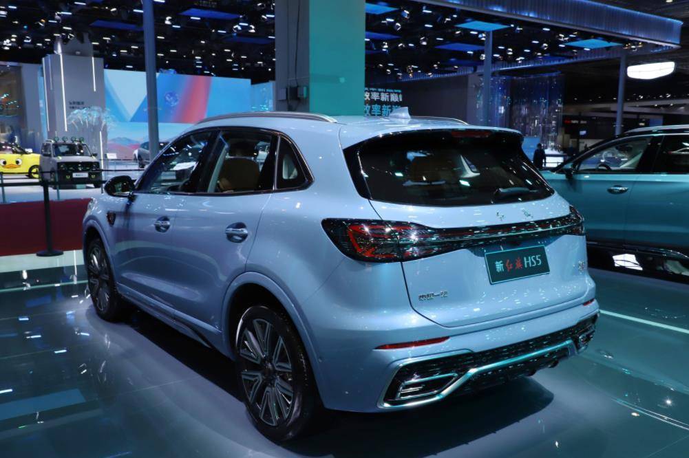 18.38万元起 新款红旗HS5正式上市 全系2.0T动力_搜狐汽车_搜狐网