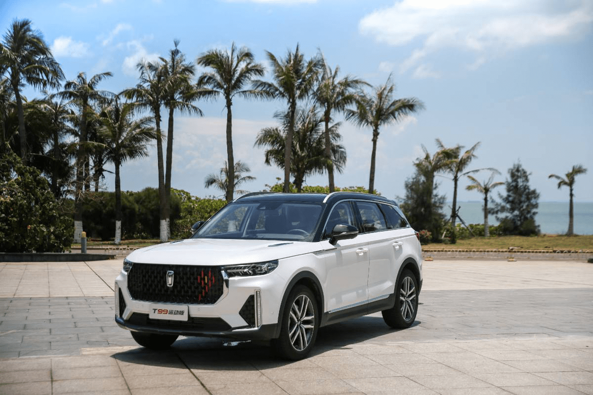 奔腾T99红遍年轻群体 超级智能感受科技魅力_搜狐汽车_搜狐网