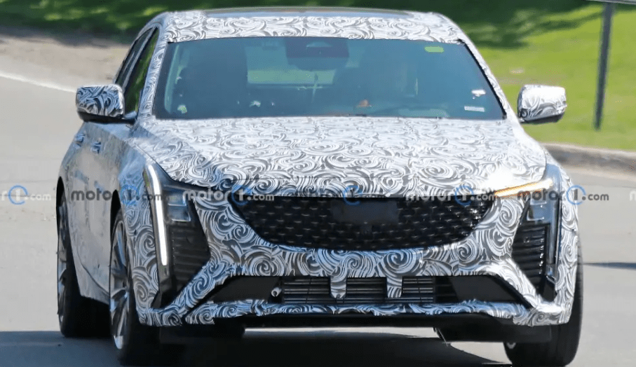 有望更新曲面屏内饰？最快年内上市，新款凯迪拉克CT5曝光！_搜狐汽车_搜狐网