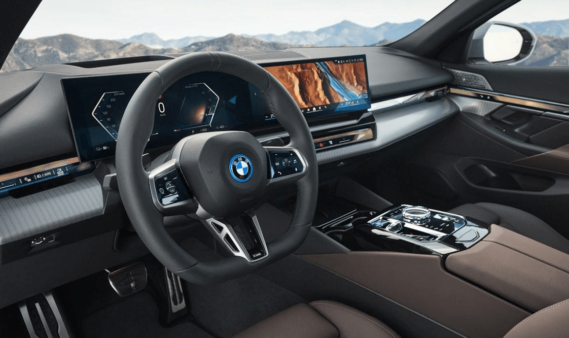 配备iDrive 8.5系统 全新宝马5系首发亮相_搜狐汽车_搜狐网