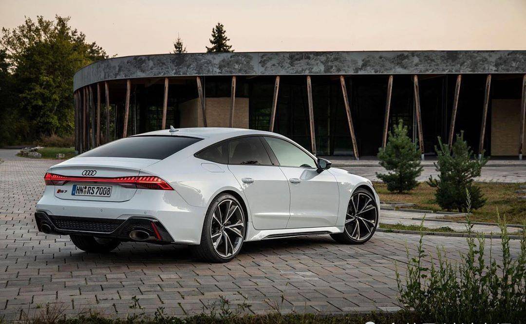 全新奥迪RS7实拍，高性能与高颜值的组合，最大输出600马力_搜狐汽车_搜狐网