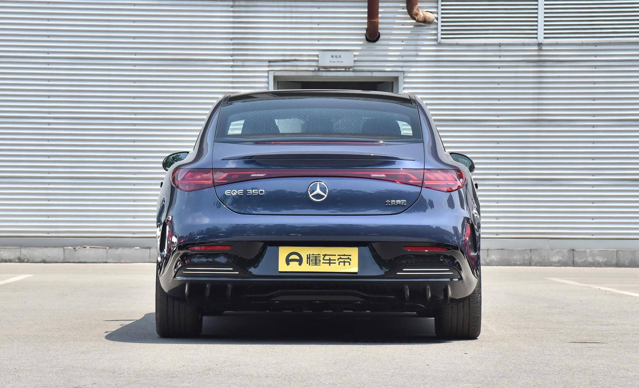 实拍评测奔驰EQE，续航752公里，百公里加速6.7秒，整体如何？_搜狐汽车_搜狐网