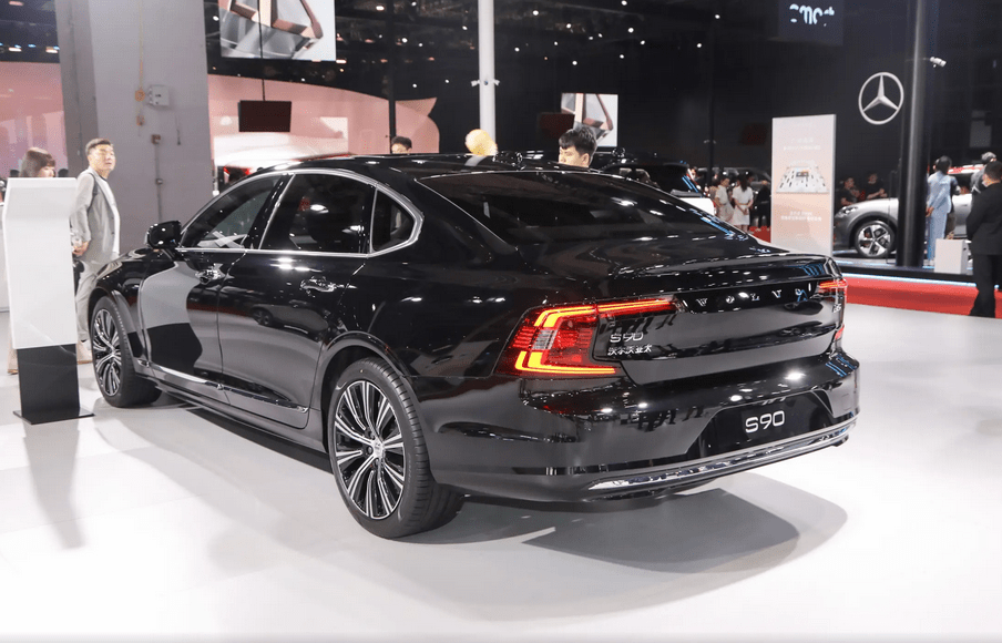 沃尔沃S90对比红旗H9，一个安全都认可，一个表面都很好_搜狐汽车_搜狐网